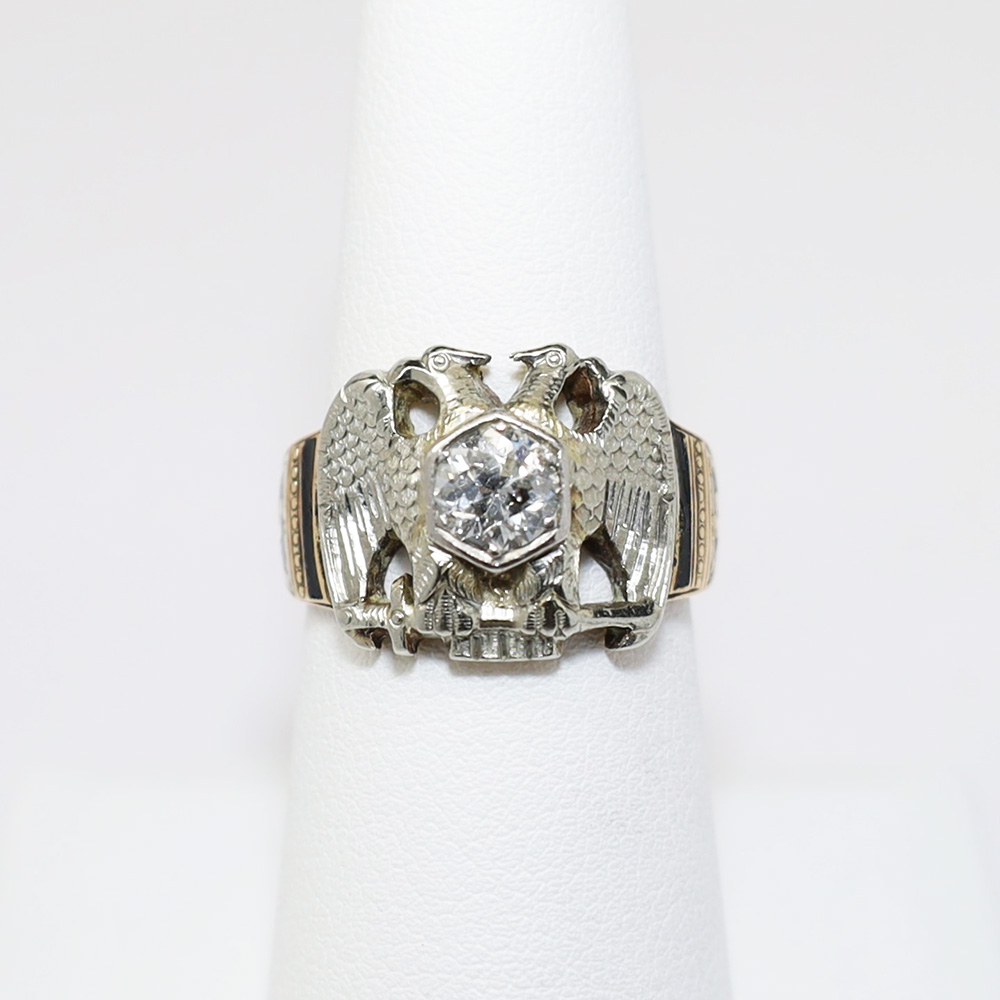 The Silver Queen. Vintage 10k Gold, White Gold, Enamel & Diamond 32nd ...