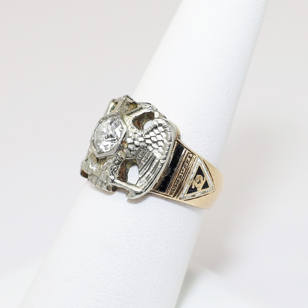 The Silver Queen. Vintage 10k Gold, White Gold, Enamel & Diamond 32nd ...