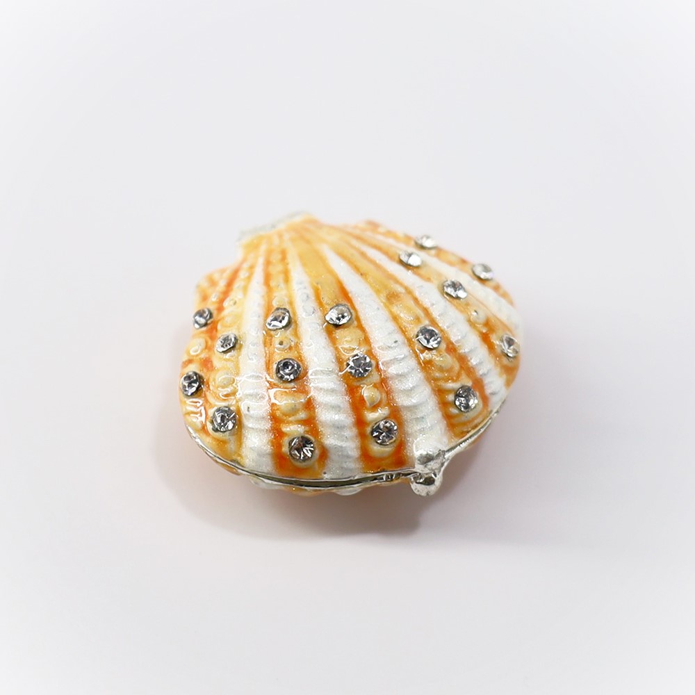 The Silver Queen | Kingspoint Designs Venus the Scallop Shell Mini ...