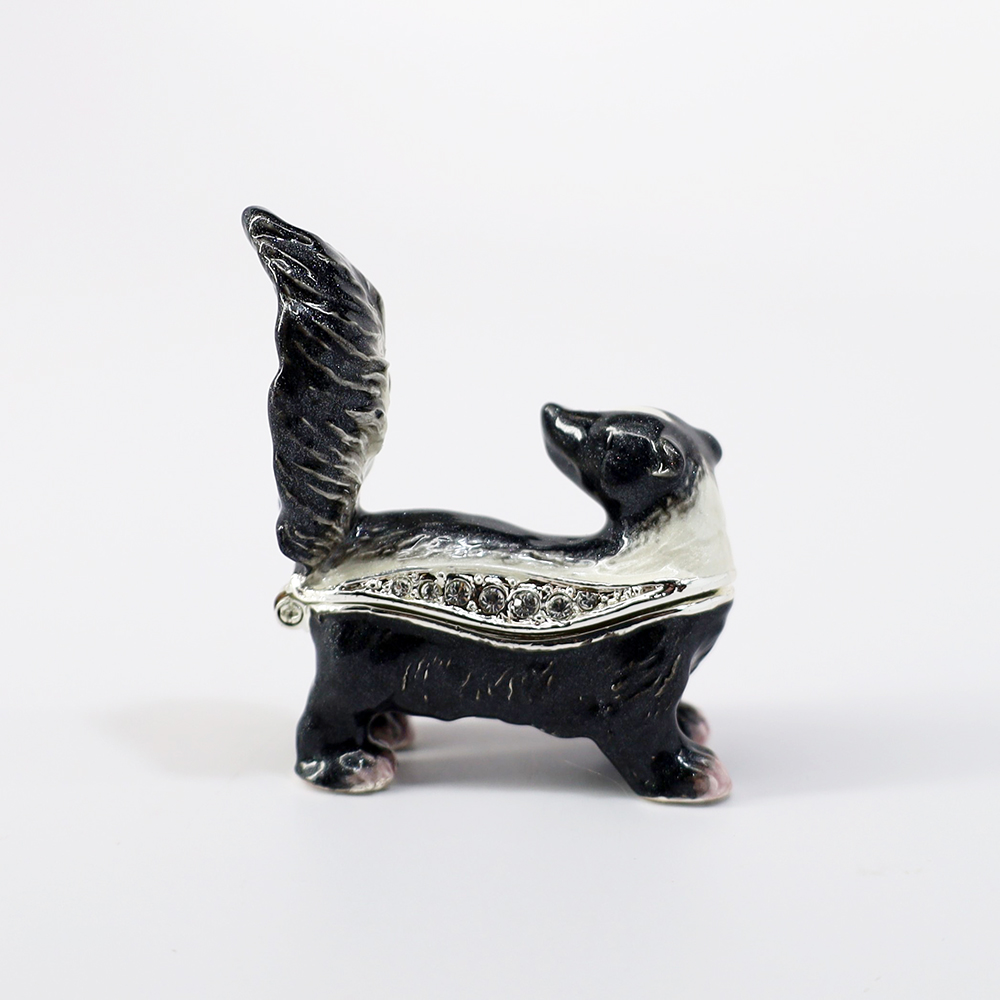 The Silver Queen | Kingspoint Designs Oreo the Skunk Mini Trinket Box