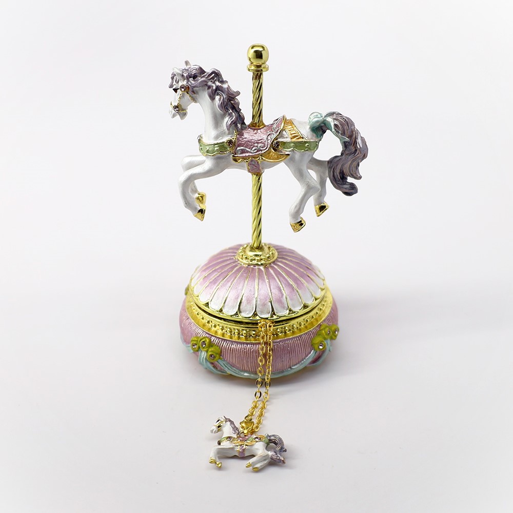 The Silver Queen. Kingspoint Designs Pearlescent Carousel Horse Trinket ...