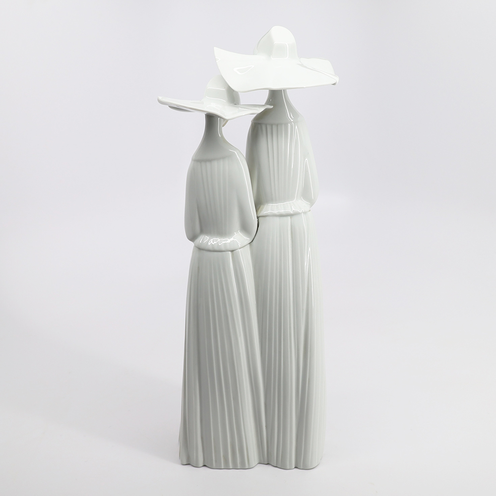 The Silver Queen | Lladro Porcelain 'Nuns' Figurine #4611 Statue of Two ...