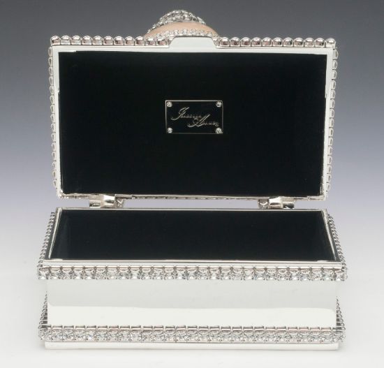 The Silver Queen. Isabella Adams Black Pica Shell Keepsake Box with ...