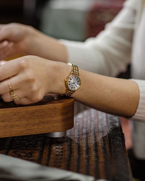 The Silver Queen. Classic Coin Edge Silver-Tone Dial By Citizen